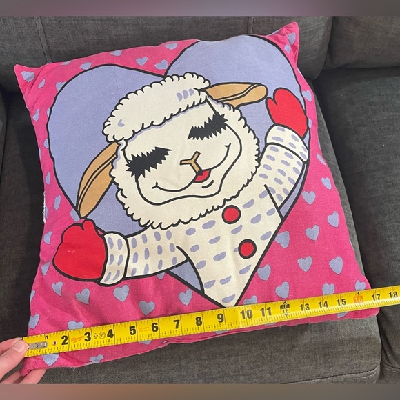 Lamb Chop | Bedding | Vintage Lamb Chop Pillow 9s Shari Lewis Heart ...